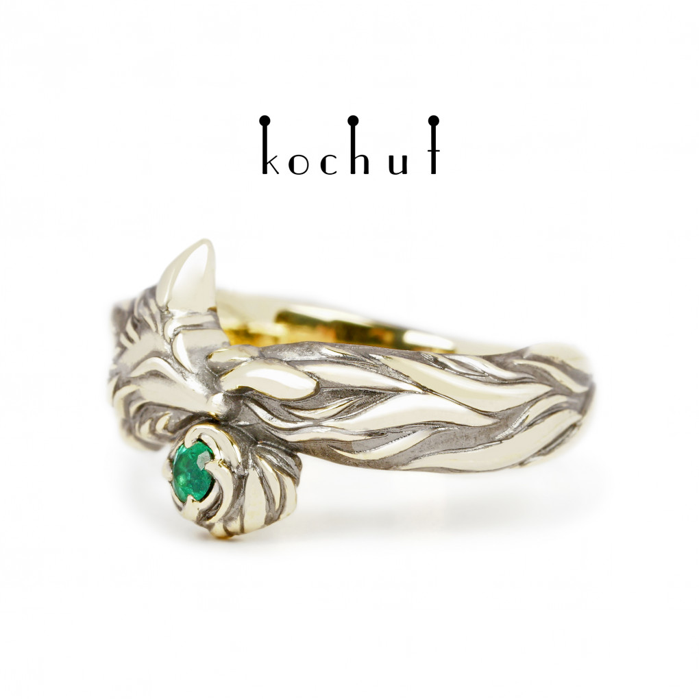 Ring The Little Fox | Yellow gold, black rhodium, emerald